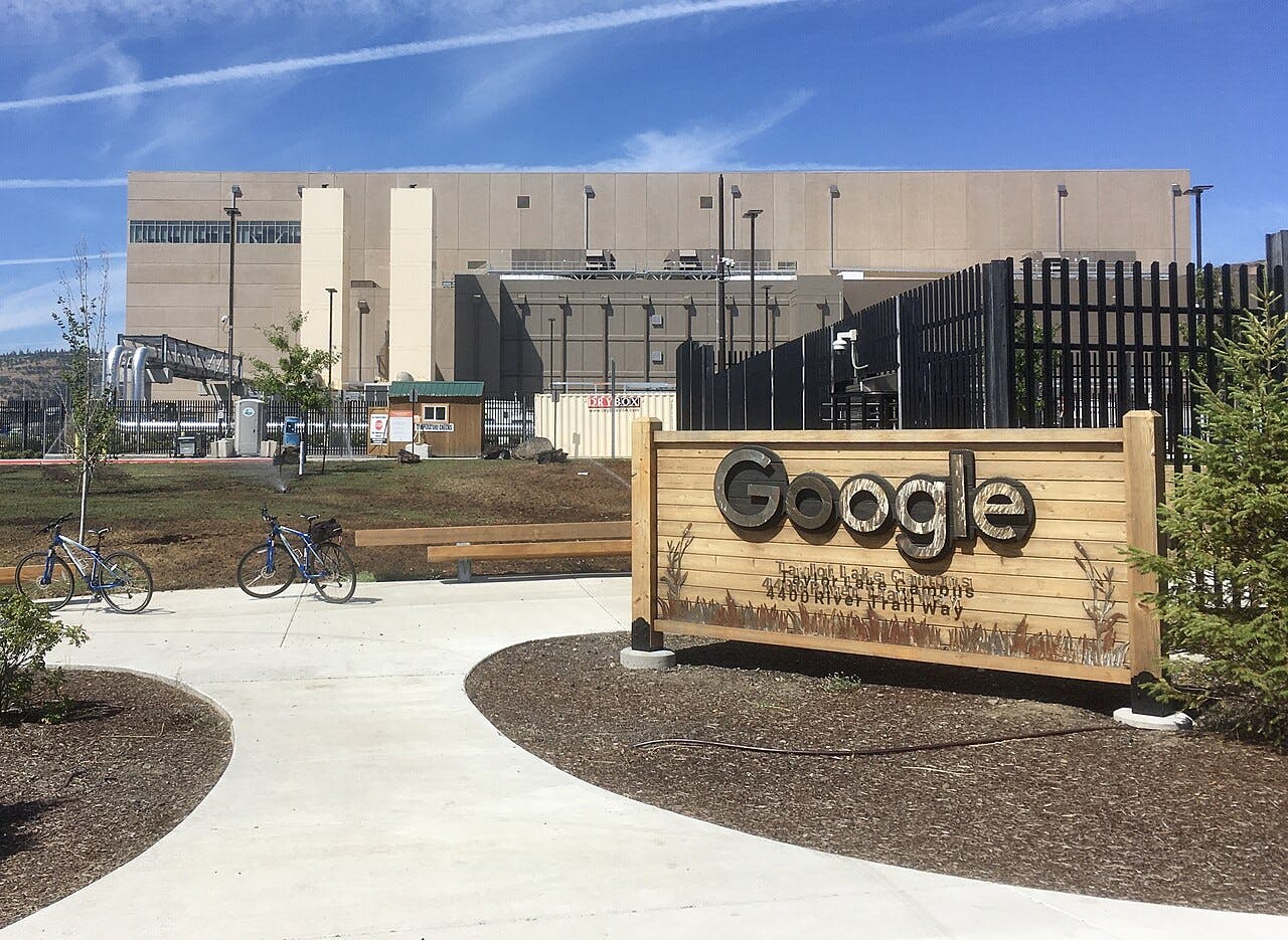Pairing Data Centers with Renewables and Batteries: Google & Intersect ...